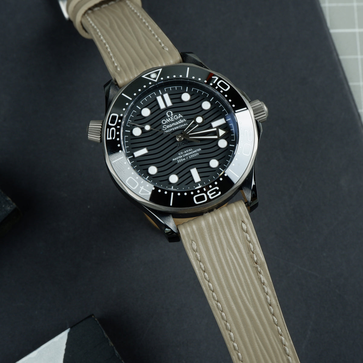 Omega Seamaster Diver 300m Straps - Epi Beige – Liger Straps