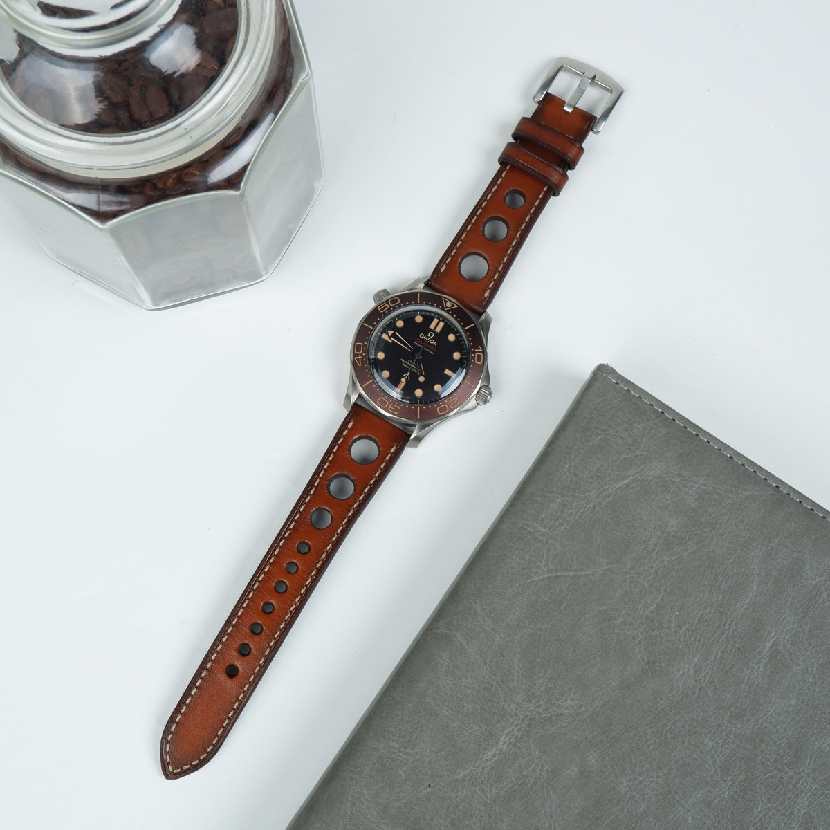 Omega Seamaster 300m Straps - Lemans Brown – Liger Straps