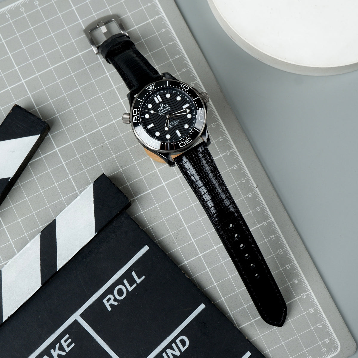 Omega Seamaster Diver 300m Straps - Lizard Black – Liger Straps