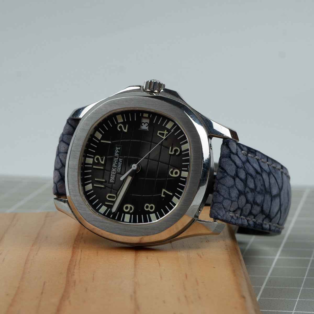 Patek Aquanaut Straps - Ostrich Leg Nubuck Denim – Liger Straps