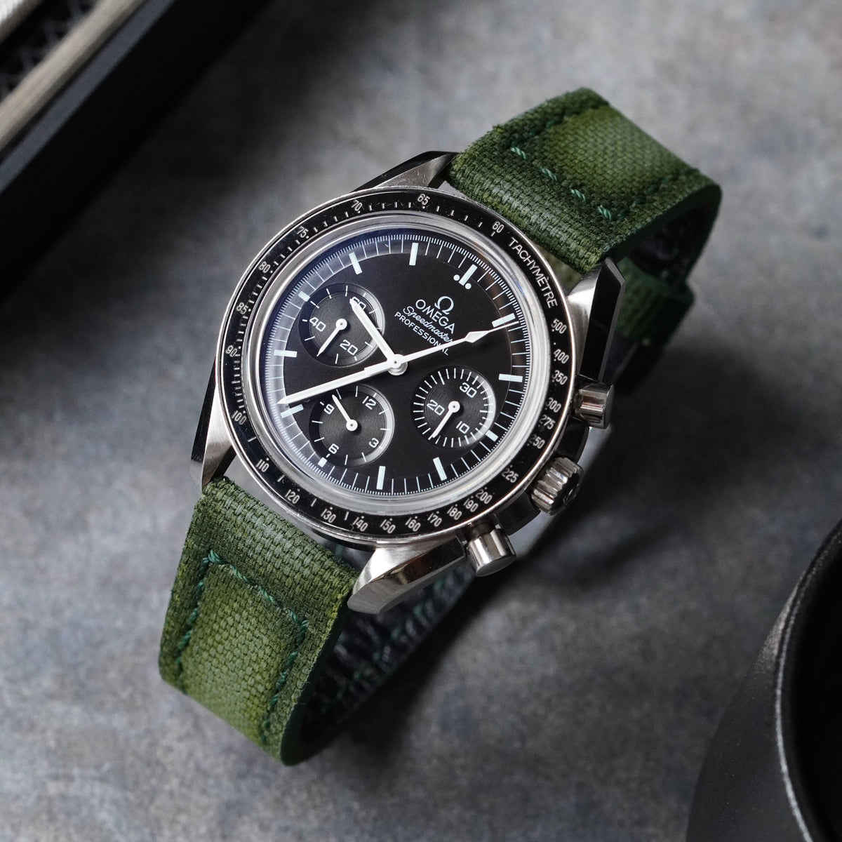Omega Speedmaster Moonwatch Straps - Canvas Vintage Green – Liger Straps