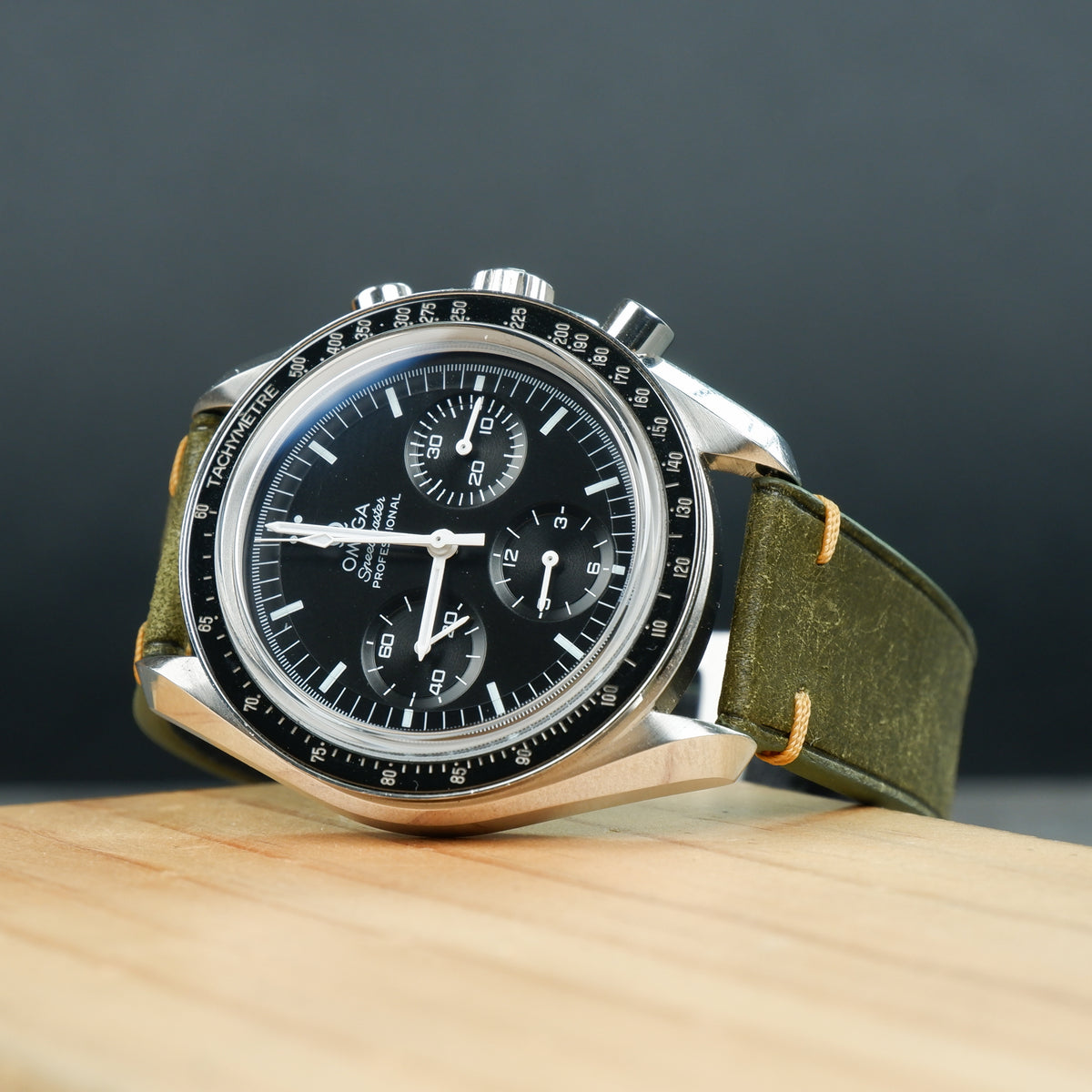 Omega Speedmaster Moonwatch Straps - Minimalist Diablo Olive – Liger Straps