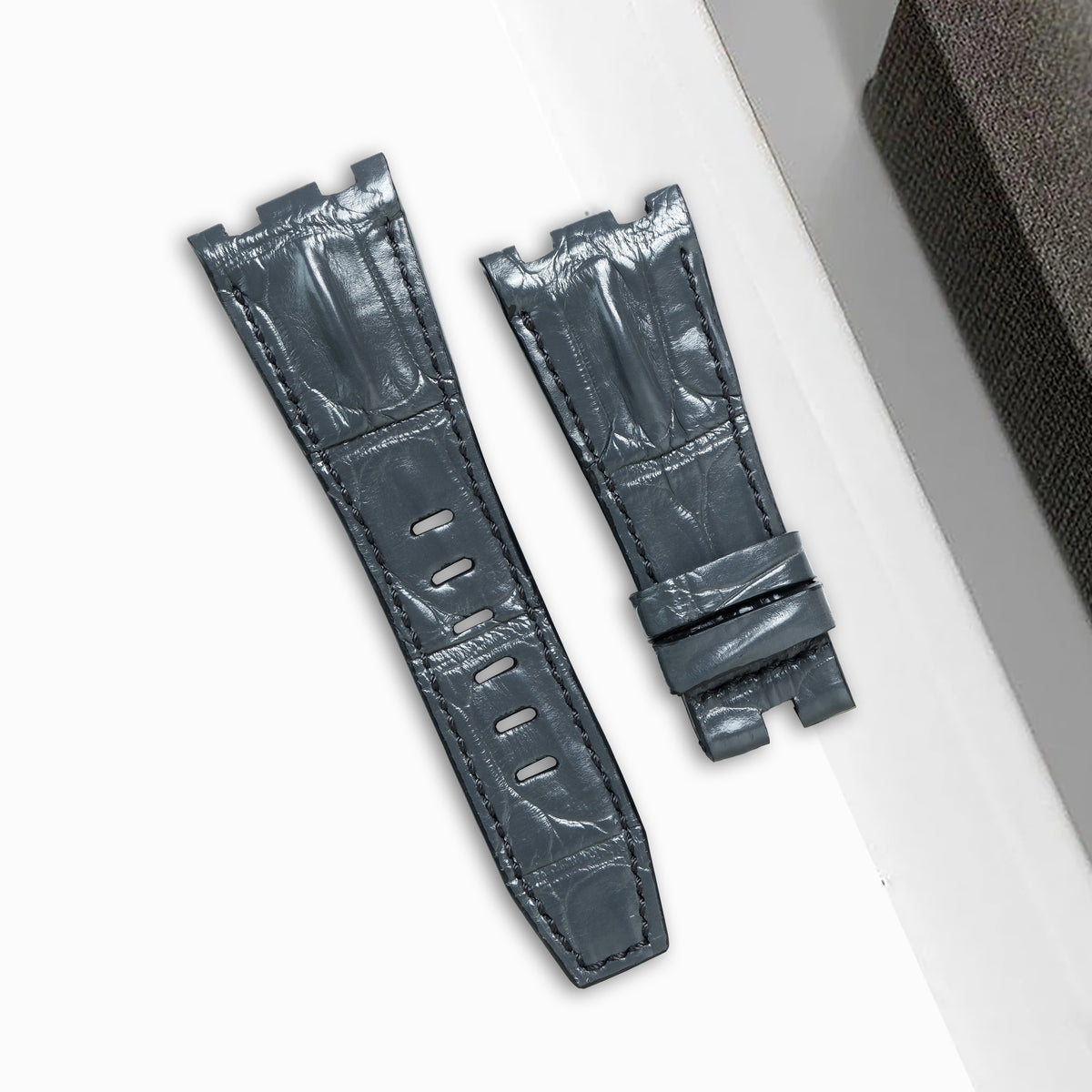 AP ROO Diver Straps - AP Hornback Dark Grey – Liger Straps