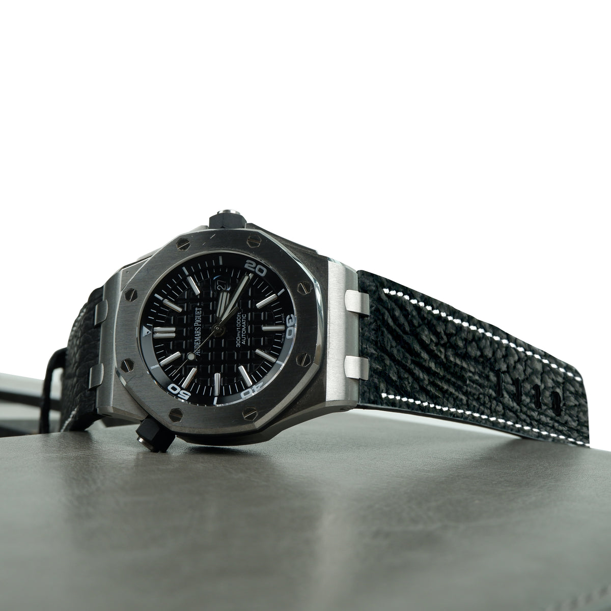 AP ROO Diver Straps - AP Shark Black – Liger Straps