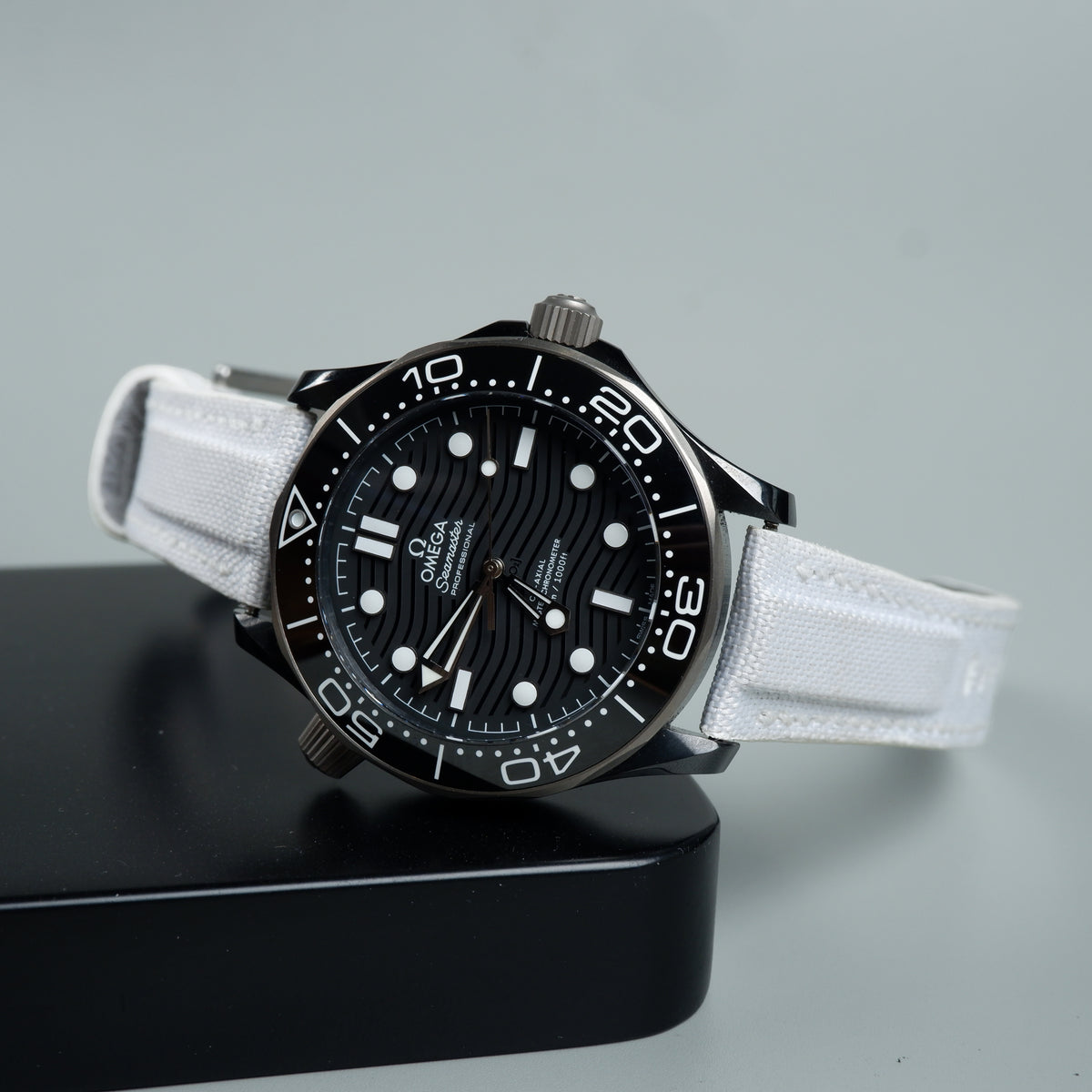 Omega Seamaster Diver 300m Straps - Canvas Extreme Padded White – Liger ...