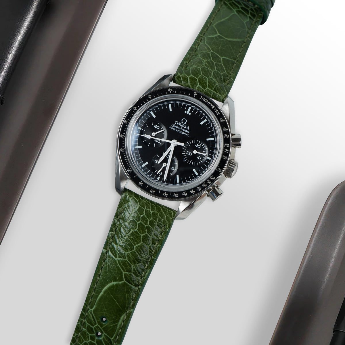 Ostrich Leg Cactus Green – Liger Straps