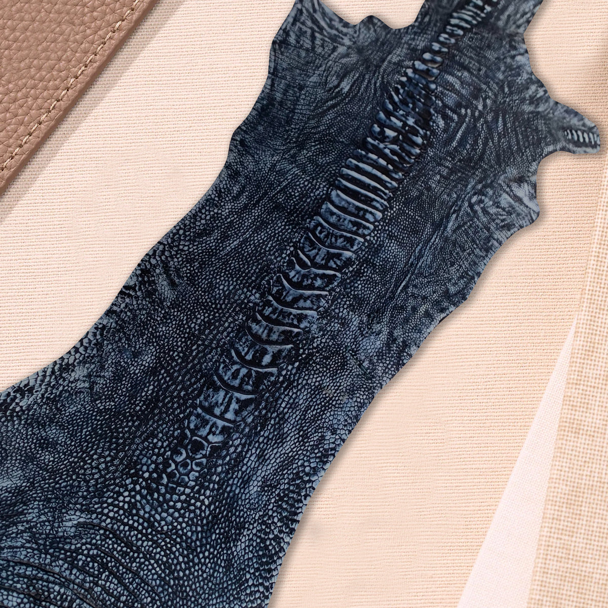 Ostrich Leg Nubuck Navy Blue – Liger Straps