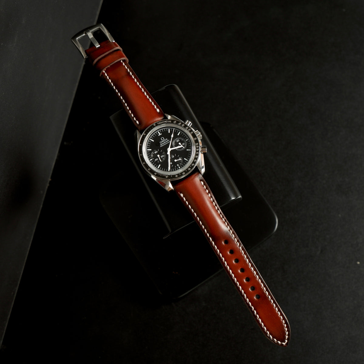 Omega Speedmaster Moonwatch Straps - Dappled Red – Liger Straps