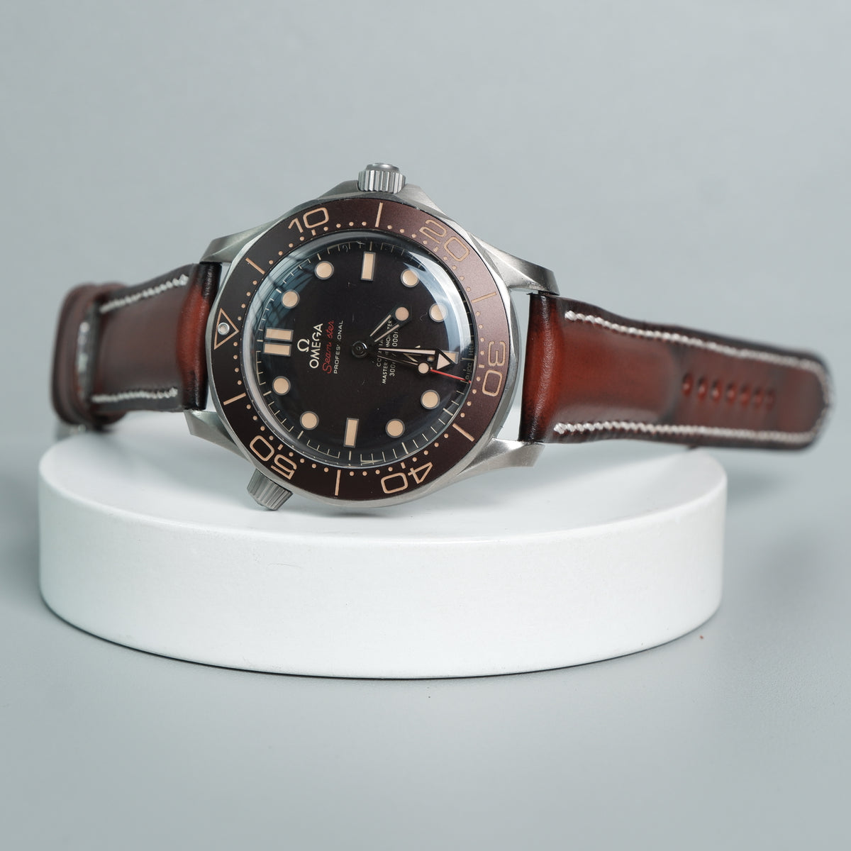 Omega Seamaster Diver 300m Straps - Dappled Red – Liger Straps