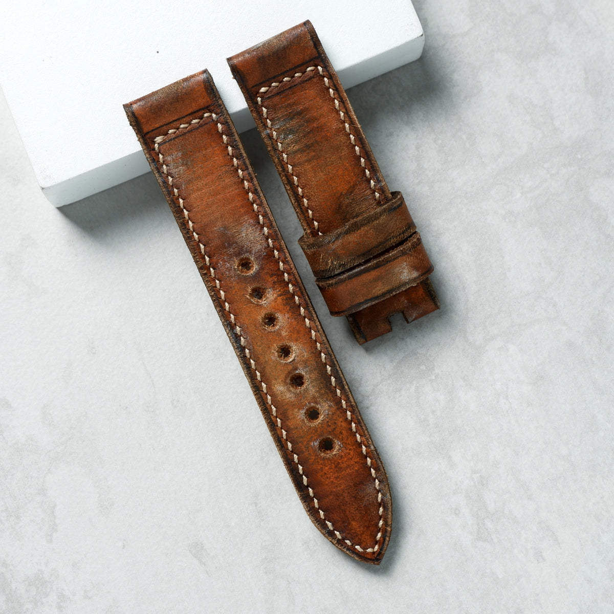 Tudor Blackbay Bronze 43mm Straps - Camuffamento – Liger Straps