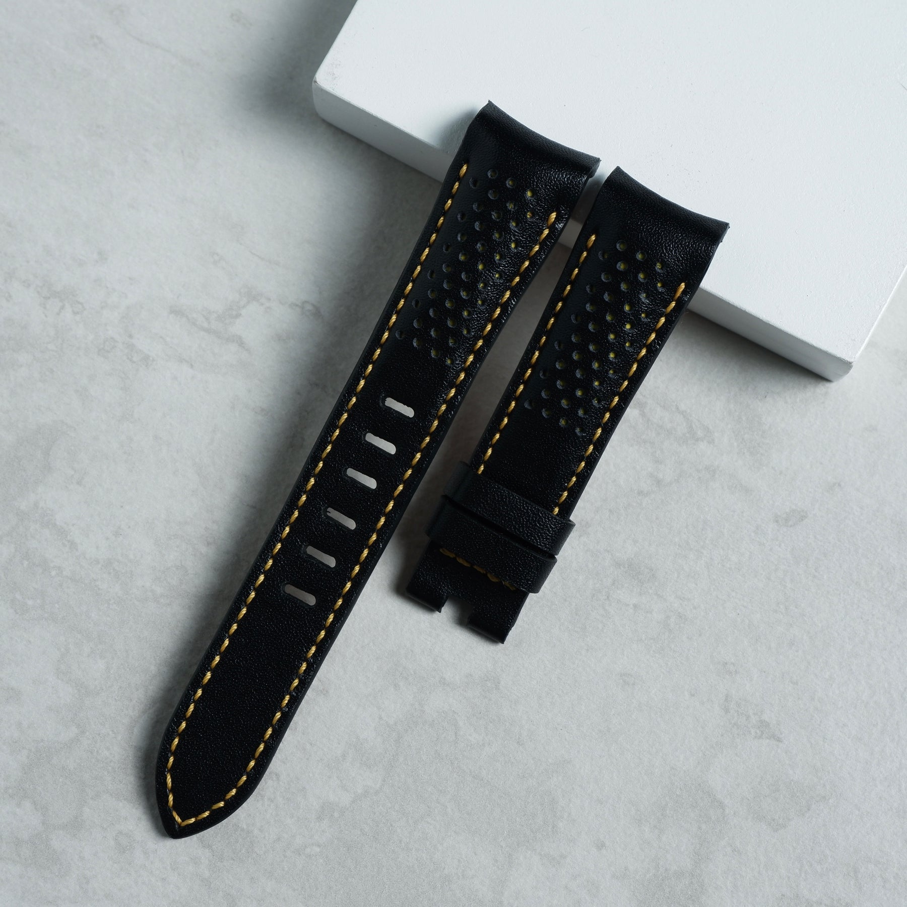 Curved End Straps - Racing Black Yellow – Liger Straps